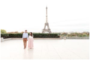 Paris Portrait Session: Hannah & Caleb at the Eiffel Tower ...